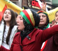 Rojava per noi - DINAMOpress