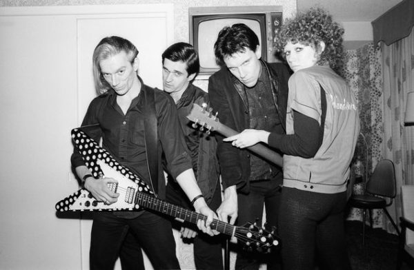 L'incredibile storia di Bryan Gregory - DINAMOpress