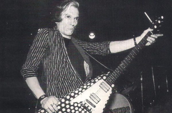 L'incredibile storia di Bryan Gregory - DINAMOpress